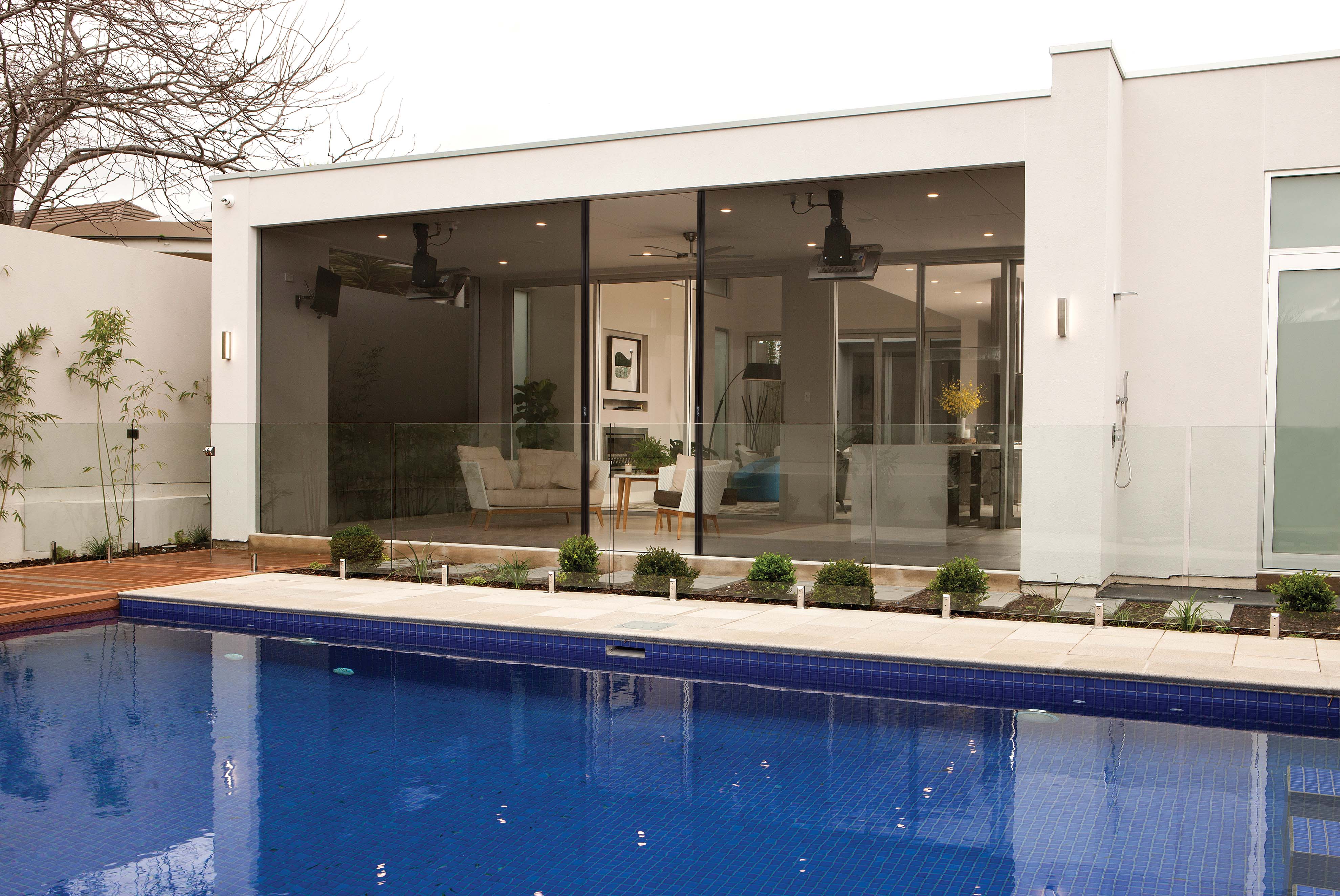 Retractable Wall Screens Houston - Progressive Wall Screens | The Shade ...