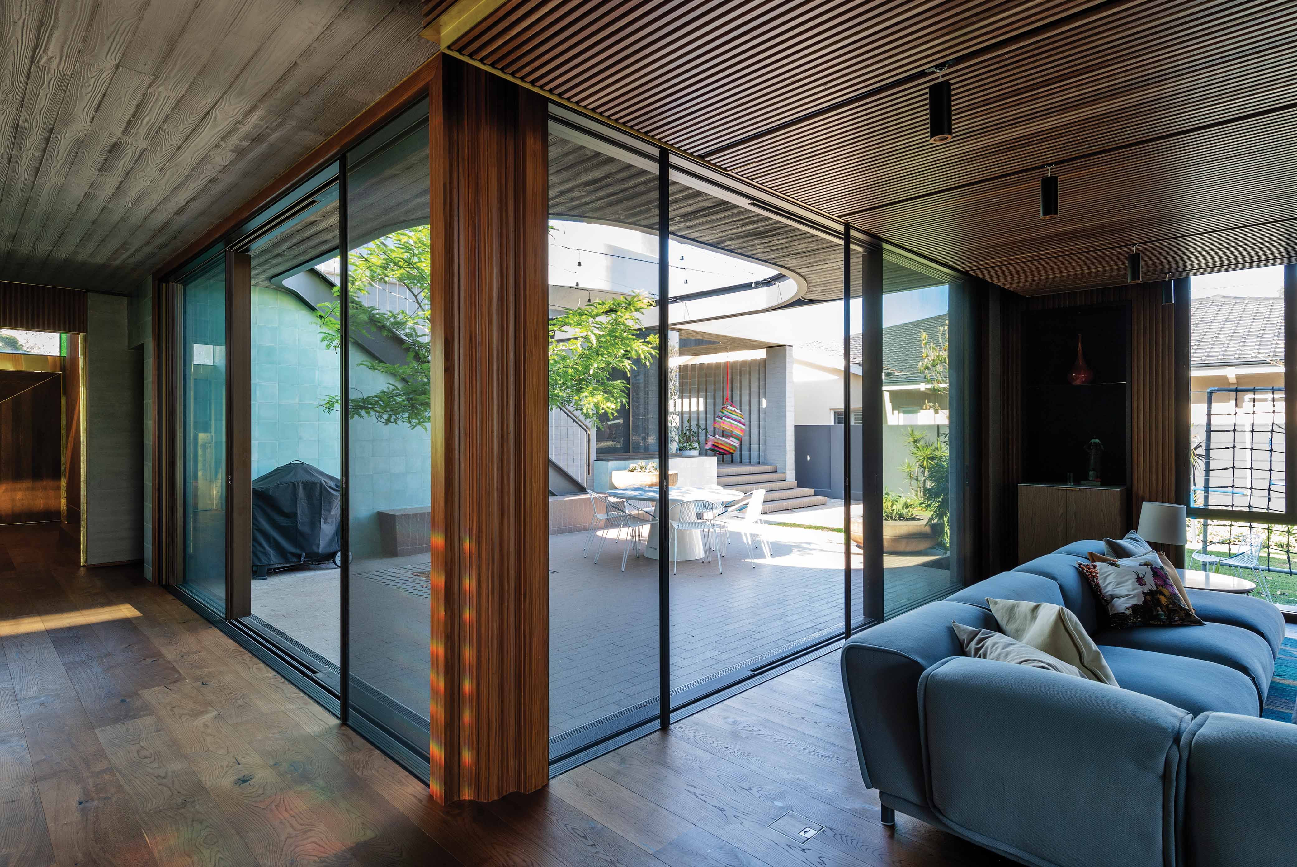 Retractable Wall Screens Houston - Progressive Wall Screens | The Shade ...